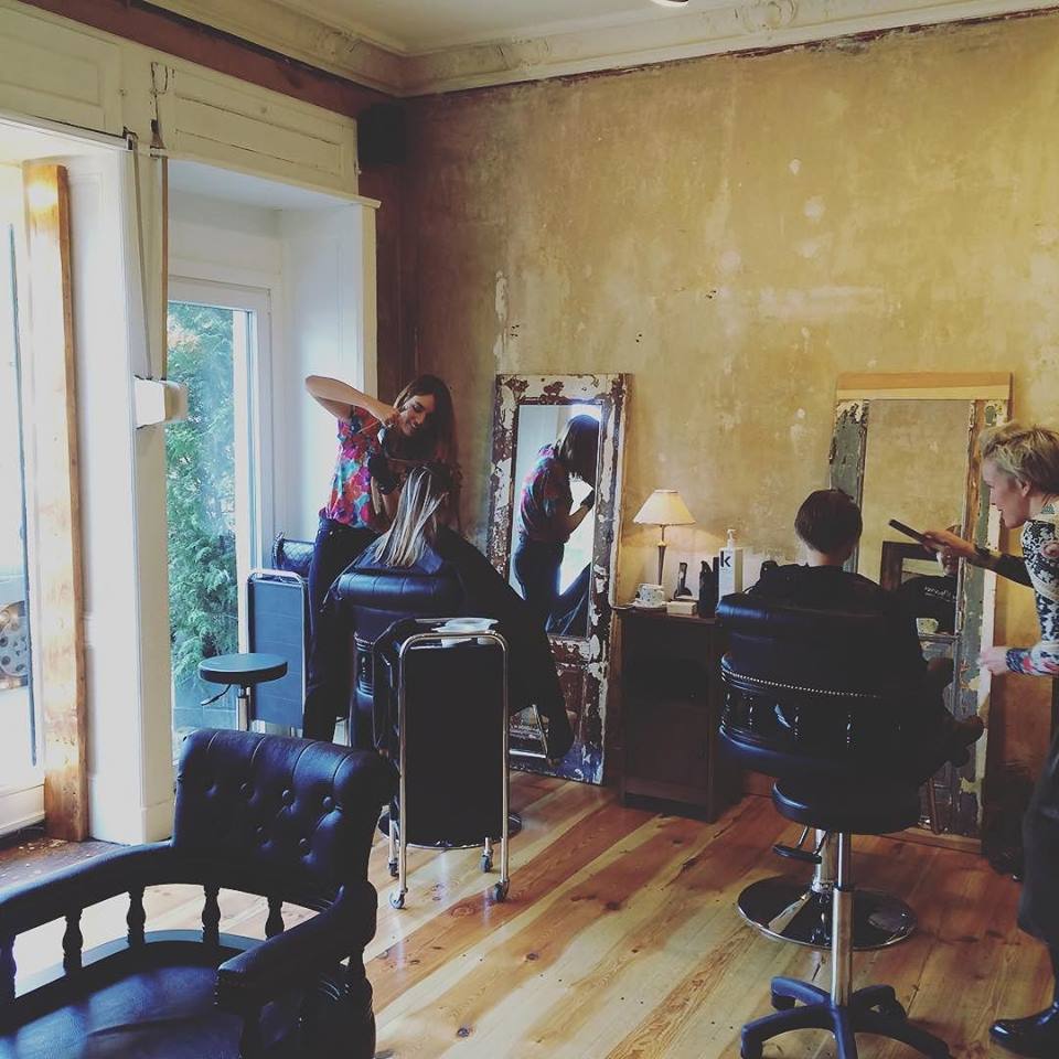 ESHK Hair in Neukölln | Mit Vergnügen Berlin