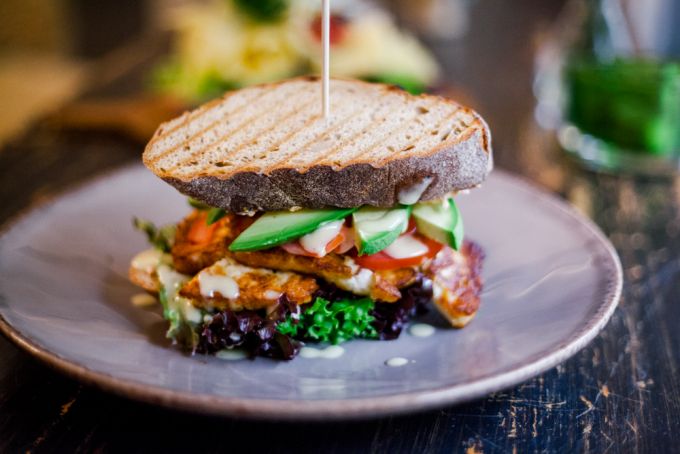 Leckere Käsebrote und Sandwiches essen – Die Stulle in Charlottenburg ...