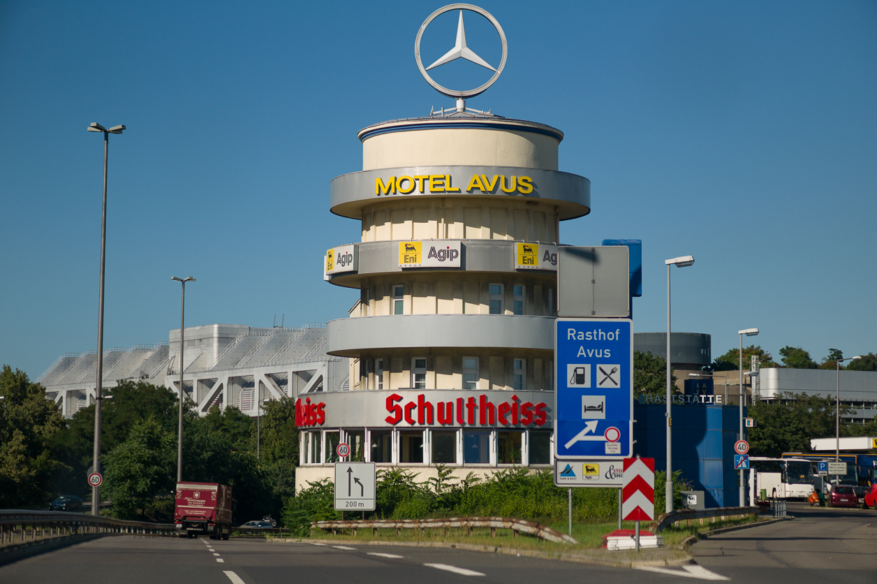 Das fast wahre Berlin ABC – Der AVUS | Mit Vergnügen Berlin