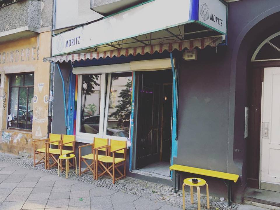 Gin Tonic Happy Hour und Gay-Pride in der Moritz Bar | Mit Vergnügen Berlin