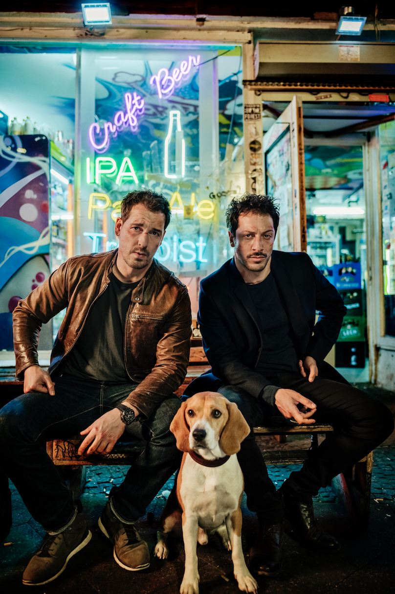 Die neue Netflix-Serie "Dogs of Berlin" zeigt die raue Seite der ...