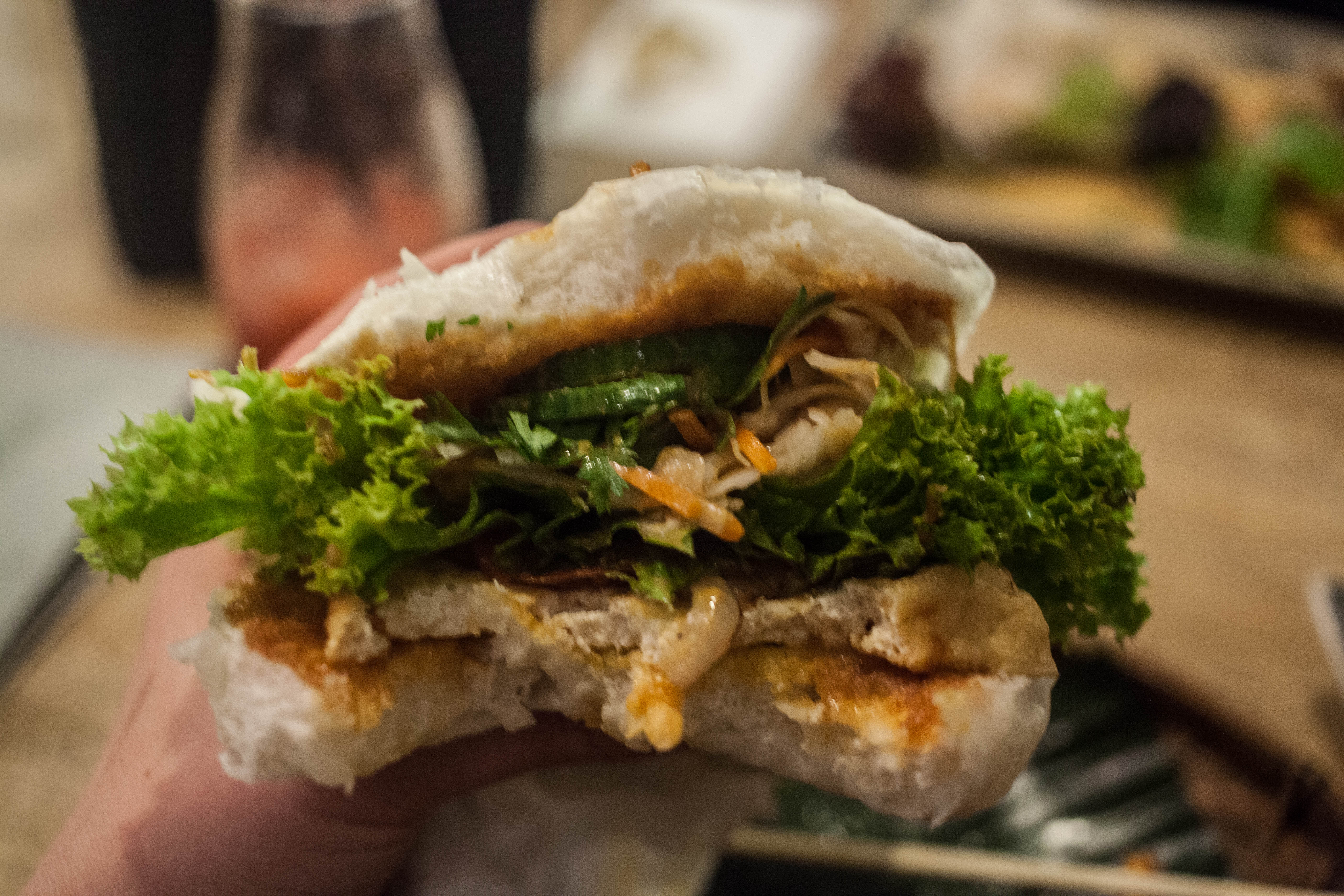 Mittwoch, 17.01. Vegan Wednesday Steamed Buns – Mendy & Edeltraut | Mit ...