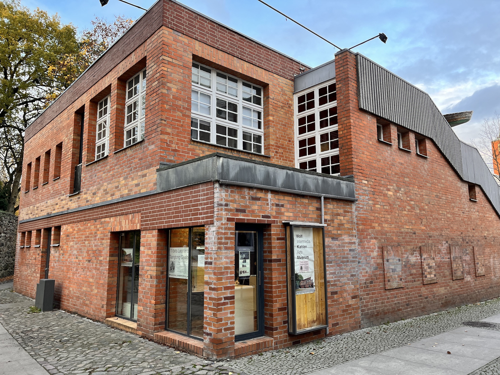 Video-, Medien- und Performance-Kunst im Wolf Kahlen Museum sehen | Mit ...